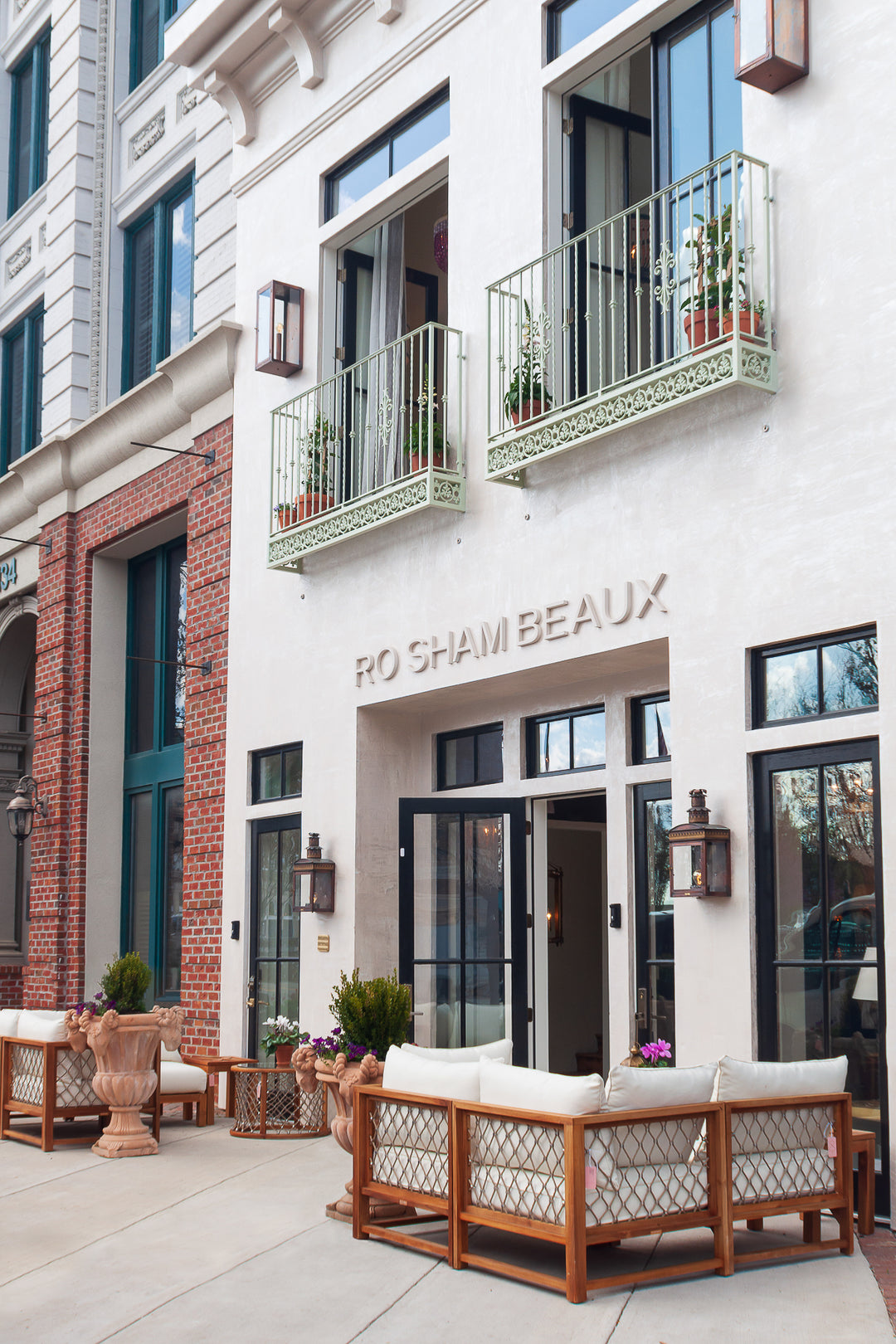 Locations – Ro Sham Beaux